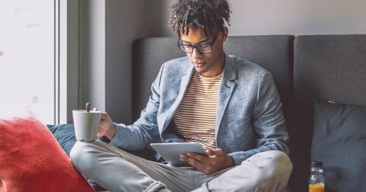 Devriez-vous rembourser vos prêts étudiants ou investir? Devriez-vous rembourser vos prêts étudiants ou investir?